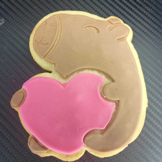 Archivo STL Capybara cookie cutter with valentine 🍪 ・Diseño para ...