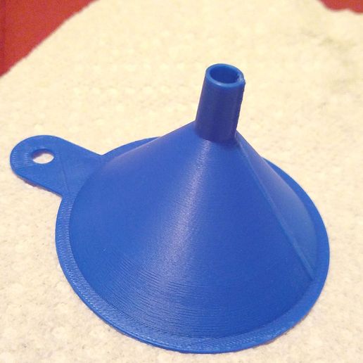 Archivo STL gratis Flow enhanced wide mouth funnel for small bottles 👄 ...