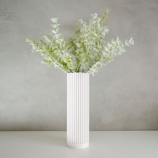 STL file TALL LINES VASE 🏺 ・3D print object to download・Cults