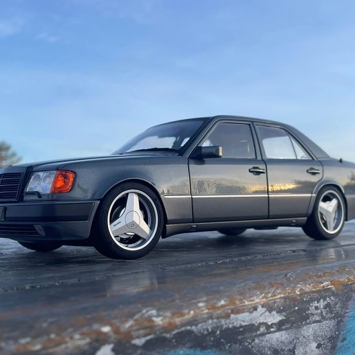 🚗 Brabus Blade Monoblock 2 for Mercedes E500 by Norev with Tires and ...