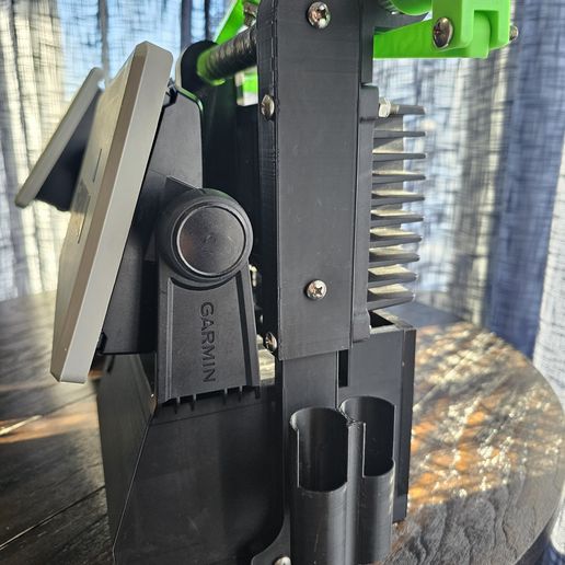 🕳️ Garmin Livescope Hole Hopping Shuttle Box Design With LVS 32 & 34 ...