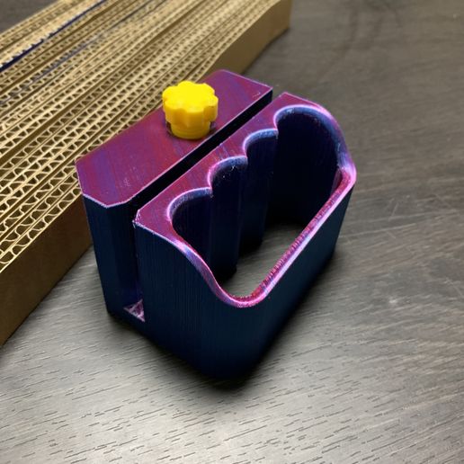 Free STL file carton box cutter for DIY cat scratcher 📦 ・3D printable ...