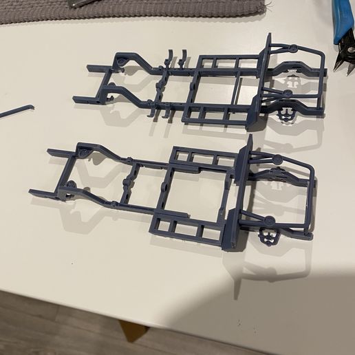 🚚 Truck Chassis - Adjustable Wheelbase (Chassis Only)・ STL File for ・Cults