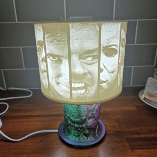 3D file Horror Lamp - Commercial License 🔦 ・3D printable model to ...