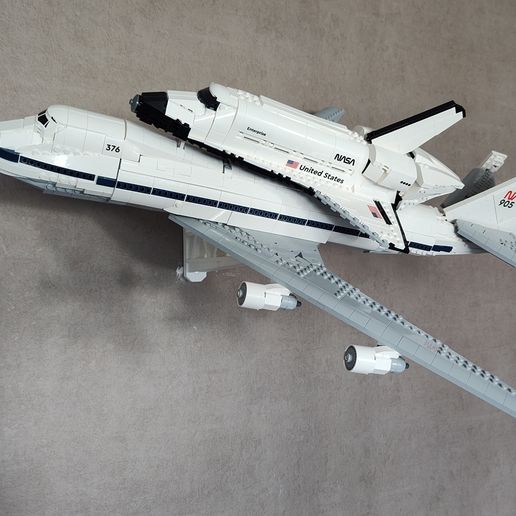 ️ Lego Shuttle Carrier wall mount・ STL File for 3D printing・Cults