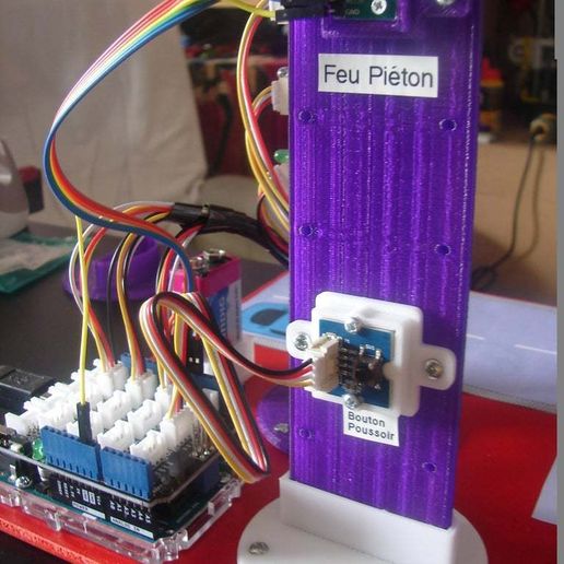 Download free STL file Arduino Traffic Light / Feu tricolore • 3D ...