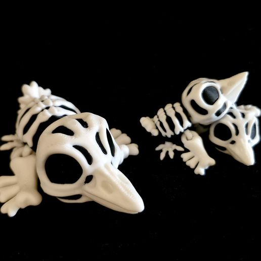 🐦 Hatchling Undead Crow (Personal Use)・Free STL File for 3D printing・Cults