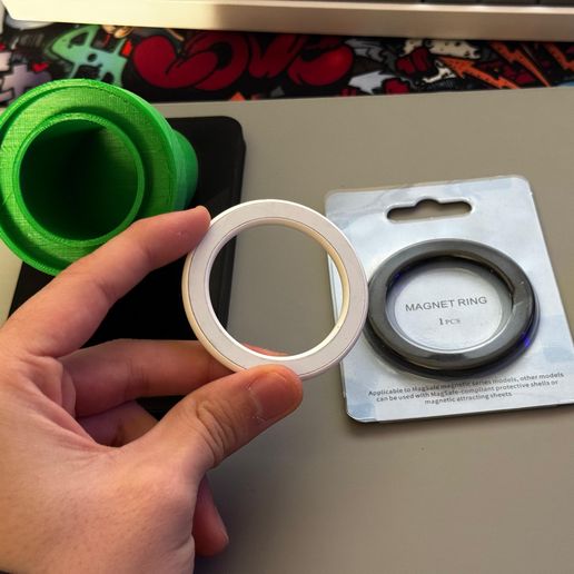 🧲 Magnetic Mario Pipe Phone Stand・Free STL File for 3D printing・Cults