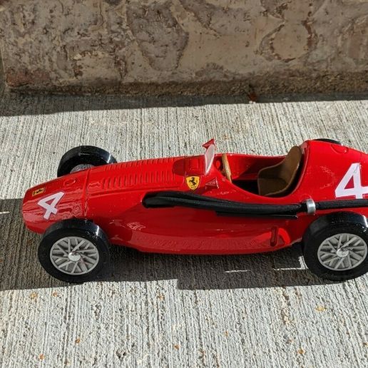 🚗 1954 Ferrari 553 F1 (Pinewood Derby Car Shell)・Free 3D File for ・Cults