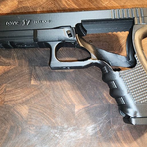 3D printing Pistol Grip Glock for Meta Quest 3 & Quest Pro Oculus ...