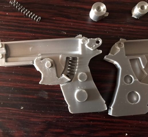 🗝️ Keychain Pistol simple edition・ STL File for 3D printing・Cults