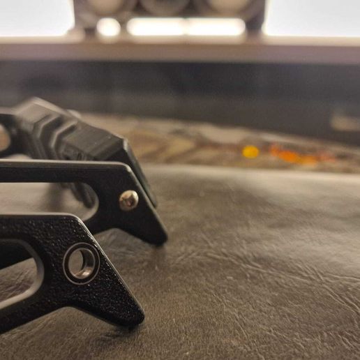 STL file Traxxas rustler active wing mount 🪶 ・3D print design to ...