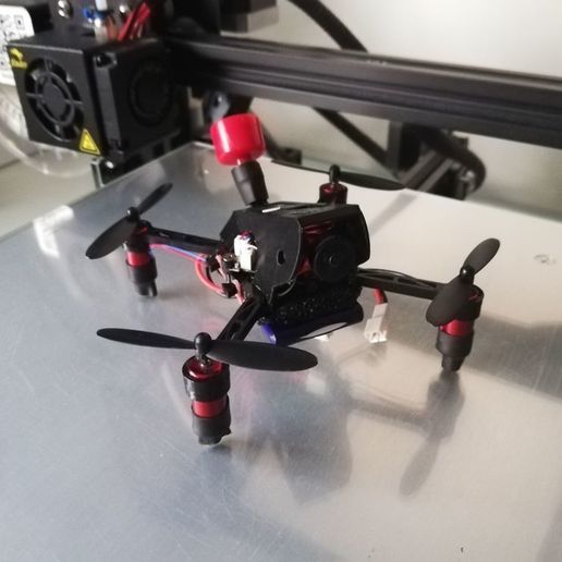 Free STL file 8520 Drone Frame y cámara de guardia 🖼️ ・Design to ...