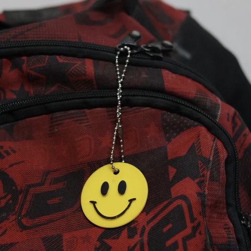 🗝️ Happy face keychain. stl file for 3d printing. Print in place.・Free ...