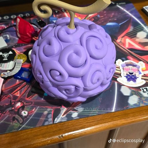 Gomu Gomu no Mi Deckbox - Fruta del Diablo - Contiene 100 Cartas, Compatible con Funda Doble ...