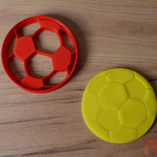 🍪 Football/soccer ball cookie cutter・ STL File for ・Cults