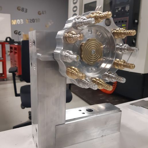 STL file CNC MILLING TOY 🎠 ・Model to download and 3D print・Cults