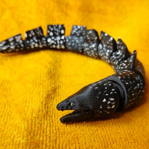 🐉 Moray Eel, articulated, print-in-place・ STL File for 3D printing・Cults