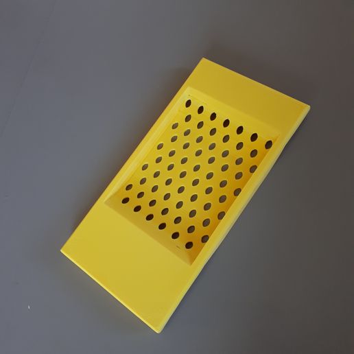 🏠 Spätzle grater・Free STL File for 3D printing・Cults