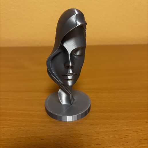 STL file Modern art decoration of a beautiful woman face 🎨 ・3D printing ...