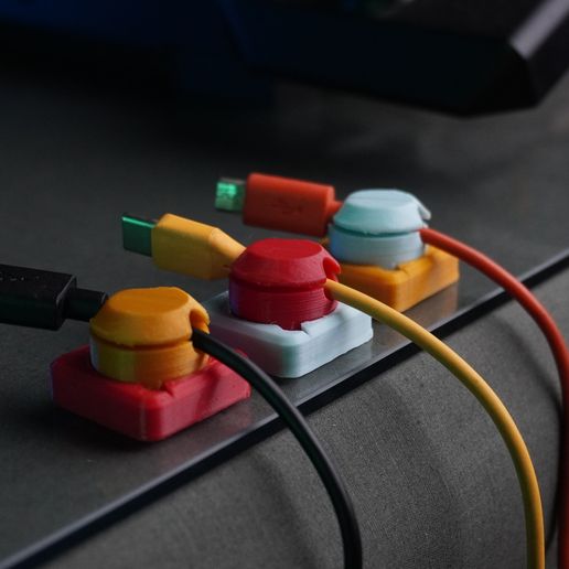 🔌 3D Printed Cable Organizer With Detachable Clip・3D Print with the ...