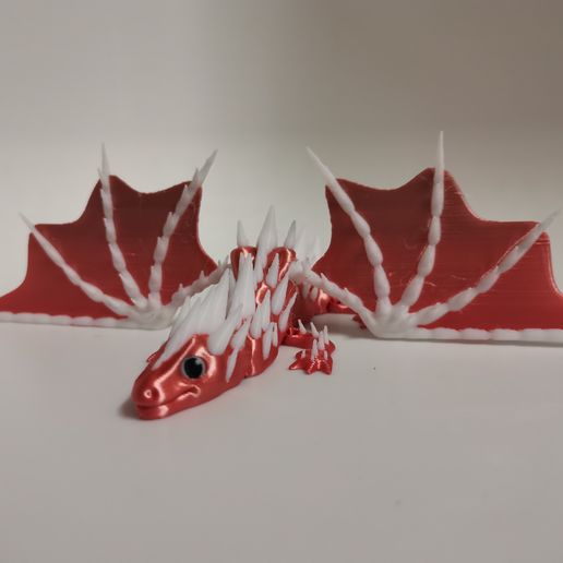 Fichier STL Cute multicolor spikey dragon 🐉 (3MF)・Modèle pour ...