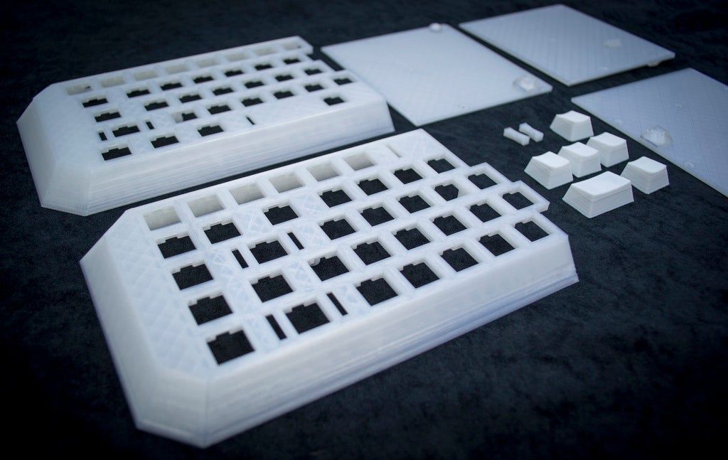 Archivo STL gratis Teclado Mecánico - Tada68・Modelo para descargar y ...