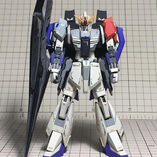 🤖 White Strike Zeta Gundam Shield・ STL File for 3D printing・Cults