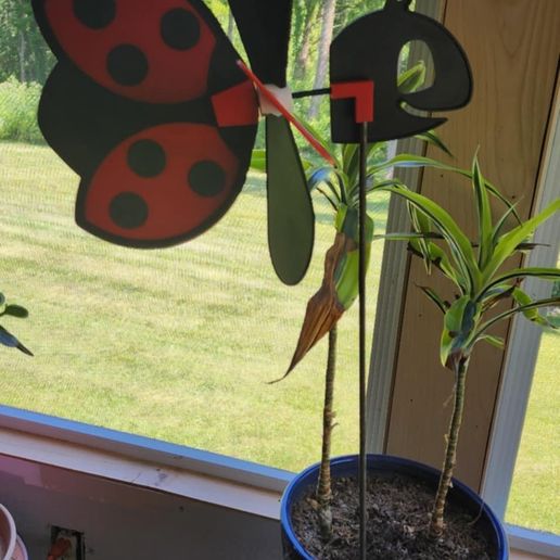 🐛 Lady Bug Wind-Spinner・ 3D File for 3D printing・Cults
