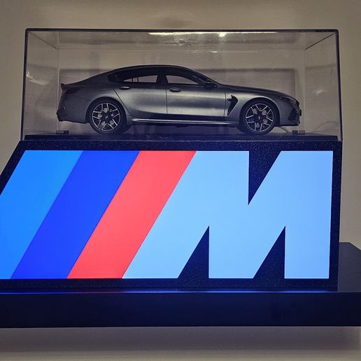 🗿 BMW ///M Lightbox for 1:18 Scale Models・ 3MF File for 3D printing・Cults