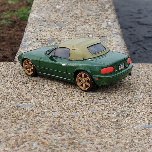 🐚 97 Miata MX5 Body Shell (Xmod and MiniZ)・ STL File for ・Cults