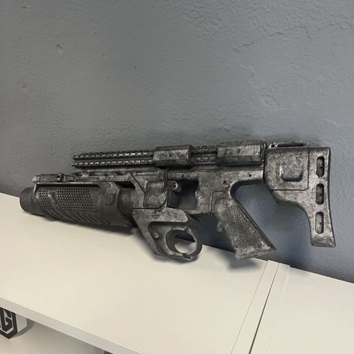 🦸 Batman's Grenade Launcher・Free 3D File for 3D printing・Cults