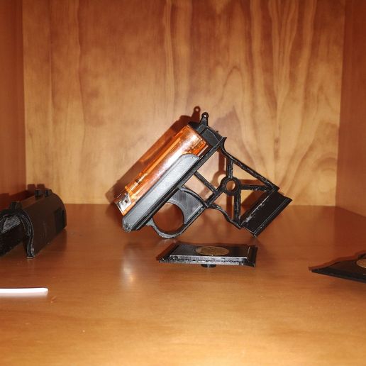 🔫 Gun lighter / pistol lighter・Free STL File for 3D printing・Cults