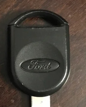 🚙 Ford Key Cover・ 3MF File for 3D printing・Cults