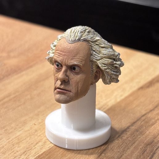 🦸 4x ACTION FIGURE HEAD Display Stand for NECA by MANIACMANCAVE3D・ STL ...