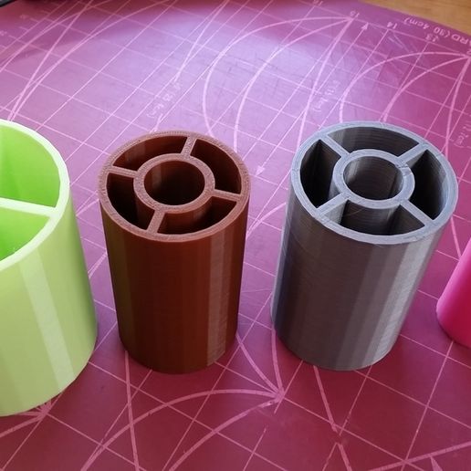 Free 3D file Spacers for use with BuMat Spool Holder by OverrideStudios ...