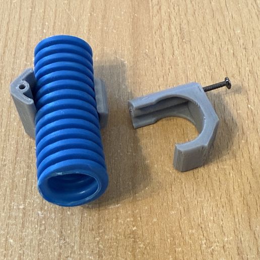 STL file Cable fixings 20mm 🔌 ・3D printer model to download・Cults