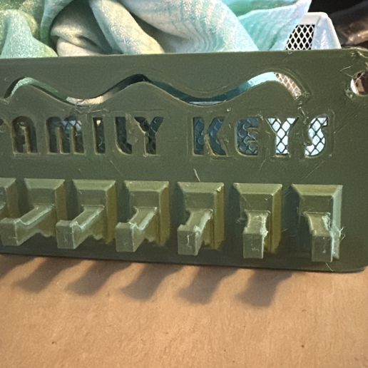 🔑 WALL KEY HOLDER・ STL File for 3D printing・Cults
