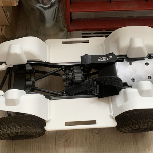 🚁 Mounting Set for Tamiya Jeep YJ Body on MST CFX / CMX Chassis・ 3D File for 3D printing・Cults