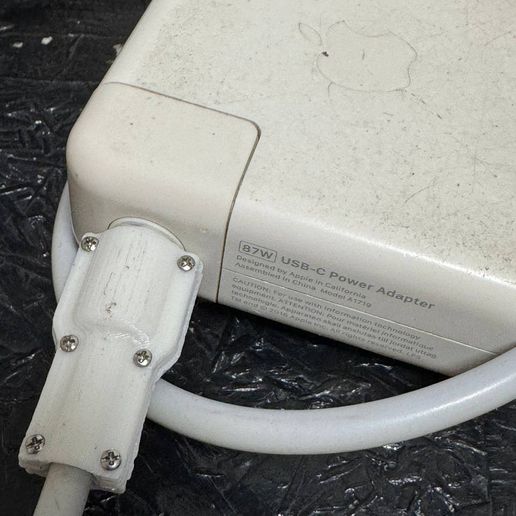 STL file magsafe a1719 💻 ・3D printer model to download・Cults