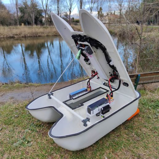 🛥️ My3Dboat 640x470x250 bait boat・ STL File for 3D printing・Cults
