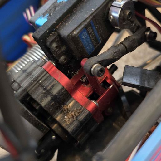STL file Axial Capra Vanquish Clone Dig Servo mount 🚗 (3MF)・3D printing ...