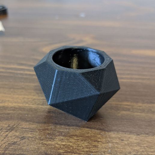 Free STL file D-20 Flower Pot 💐 ・3D printable model to download・Cults
