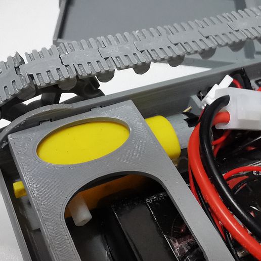 🪖 FPV RC Tracked Vehicle・ STL File for 3D printing・Cults