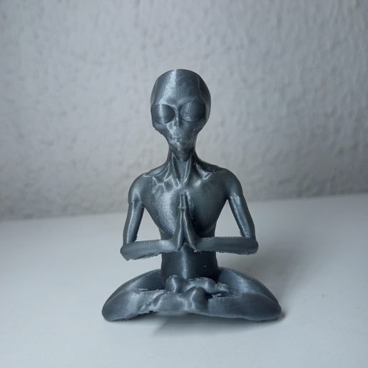 👽 Alien meditating・ STL File for ・Cults