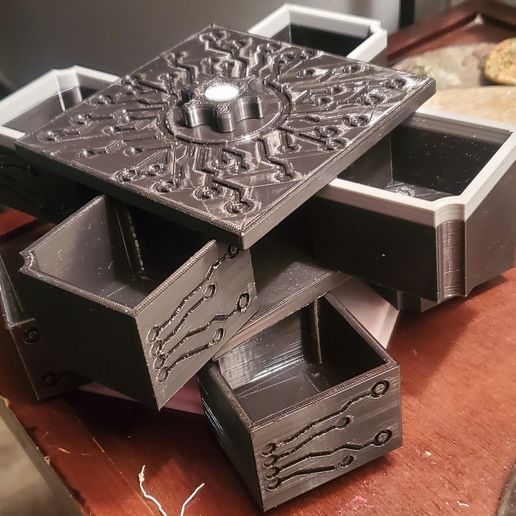 3D printing Electronic box - 2x4 compartments • made with Makerbot ...