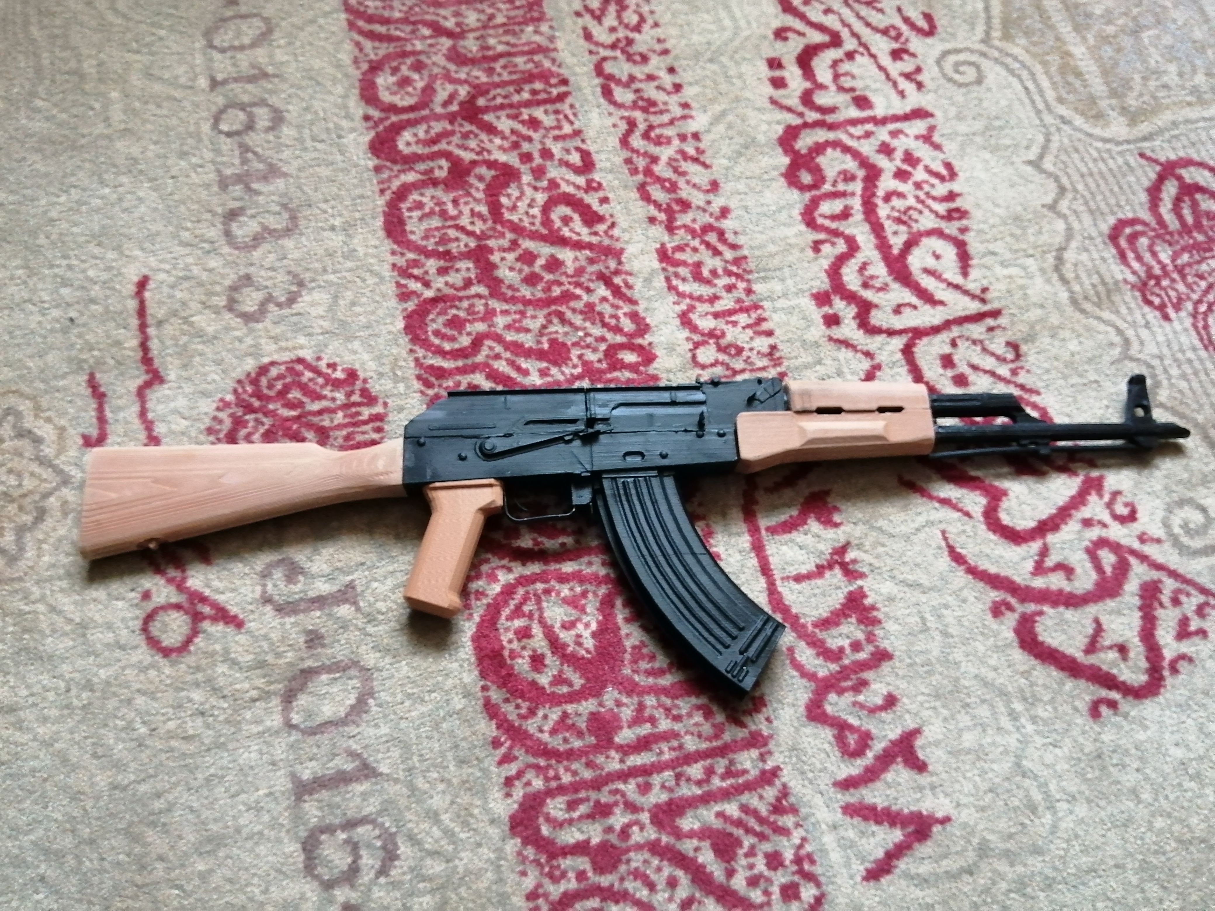 Работа AK-47 (AKM) 1:1 model, напечатанная в формате 3D • Сделано на 3D-принтере Ender 3 • Cults