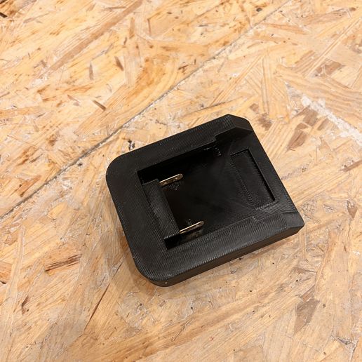 🔋 Erbauer to Parkside battery adapter・ 3D File for 3D printing・Cults
