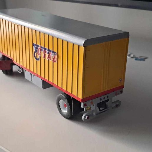 🚐 moving trailer 1/43・ STL File for 3D printing・Cults