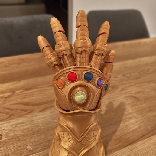 3D printable Dr Doom Infinity Gauntlet 3D Printer File STL • made with ...